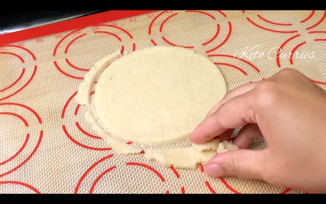 How to make Keto Roti-Keto Almond Flour Roti - Keto Curries